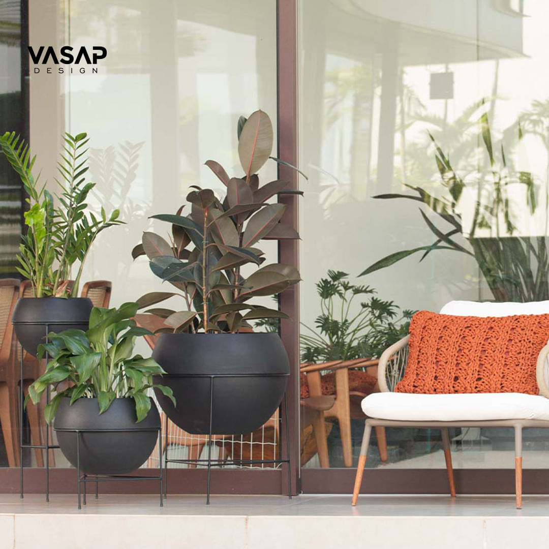 KIT DE 3 VASOS COSMOS PRETO ABSOLUTO COM SUPORTE - Vasap Design